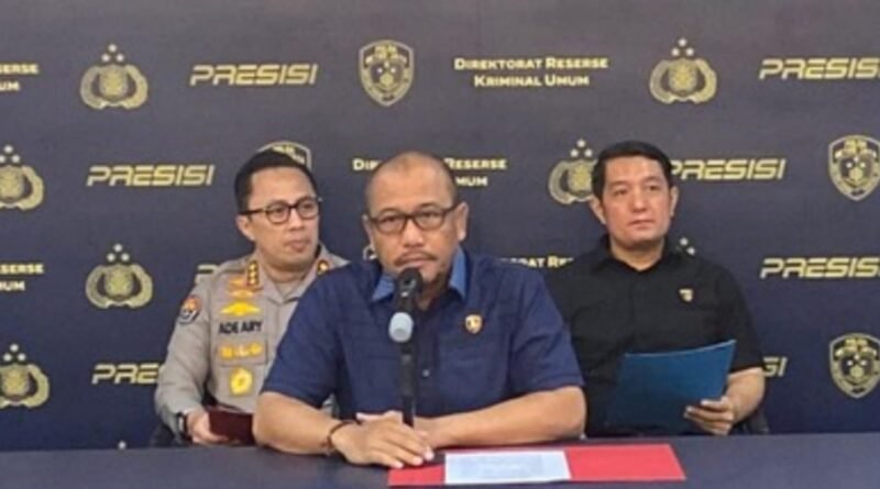 Polisi Tangkap Dua Tersangka Judol Mafia Pegawai Komdigi dengan Peran Berbeda - Editor Indonesia